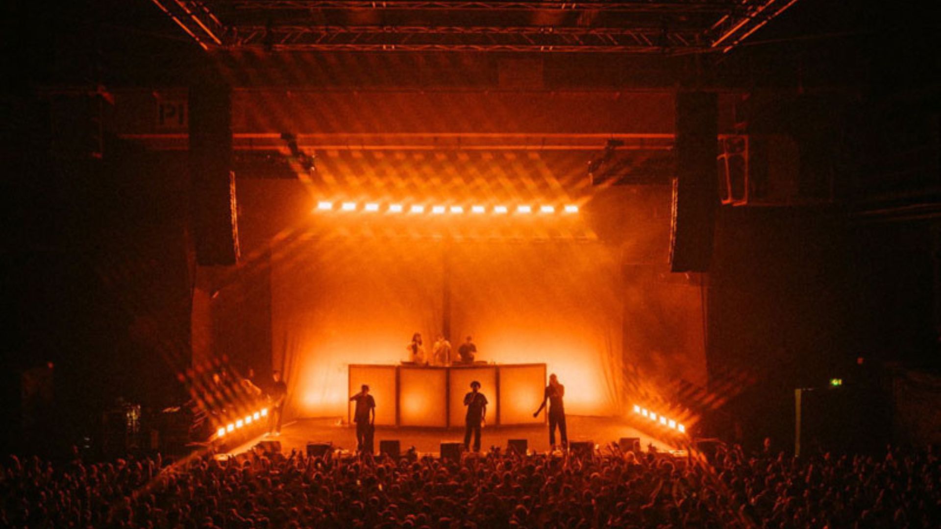 GLP Hybrid-Strobes verhelfen BHZ zu dynamischer Performance in klar ...